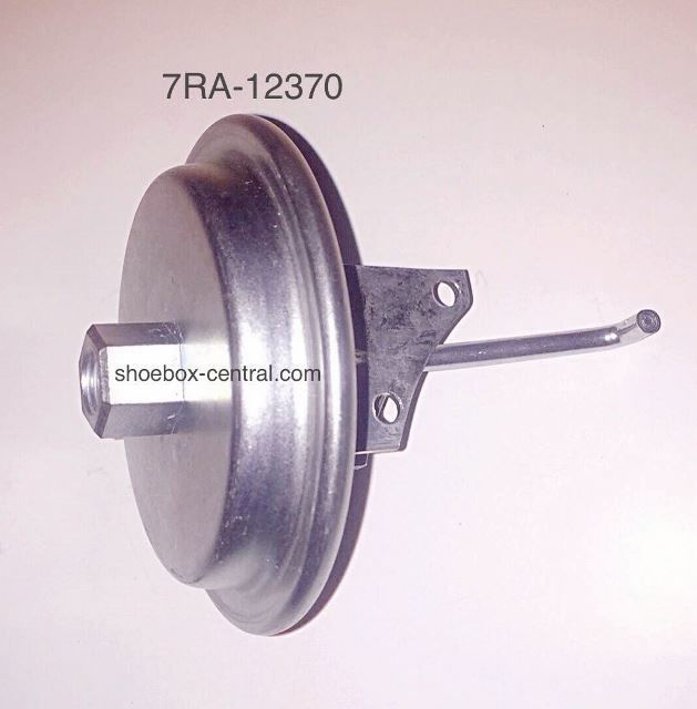 7RA-12370-B 1949 1950 1951 Ford flathead V8 and 6 Cylinder Distributor ...